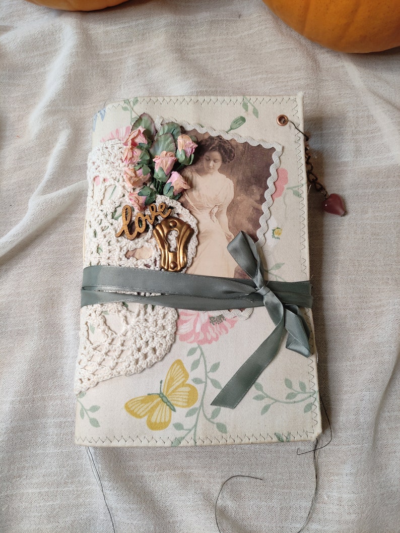 Vintage Romantic Junk Journal Vintage Aesthetic Handmade Notebook ...