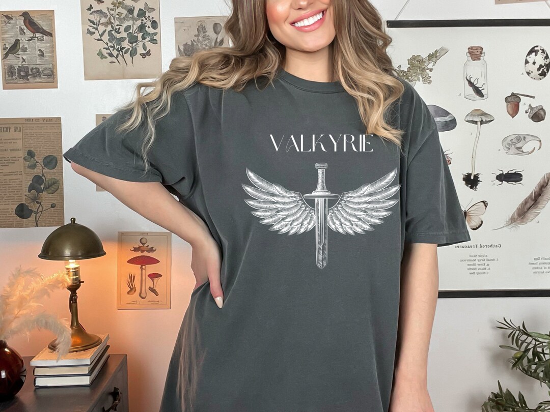 ACOTAR Valkyrie Comfort Colors Shirt,the Night Court Shirt,valkyrie in Training Sweatshirt ...