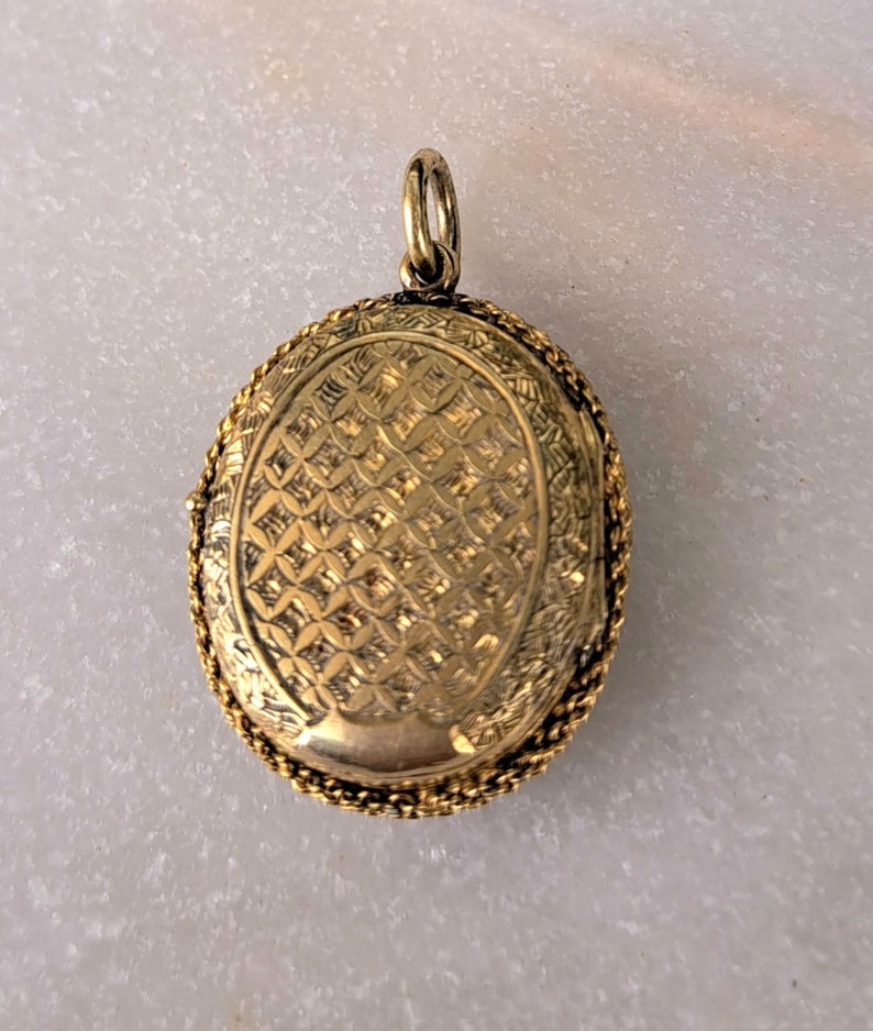 An 18ct Yellow Gold, Seed Pearl and Enamel Mourning Locket Pendant - Etsy