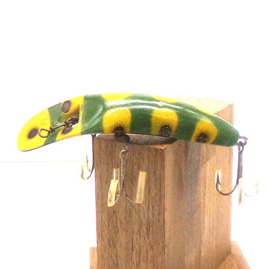 Flatfish Lure ... VINTAGE ... WOODEN - Etsy