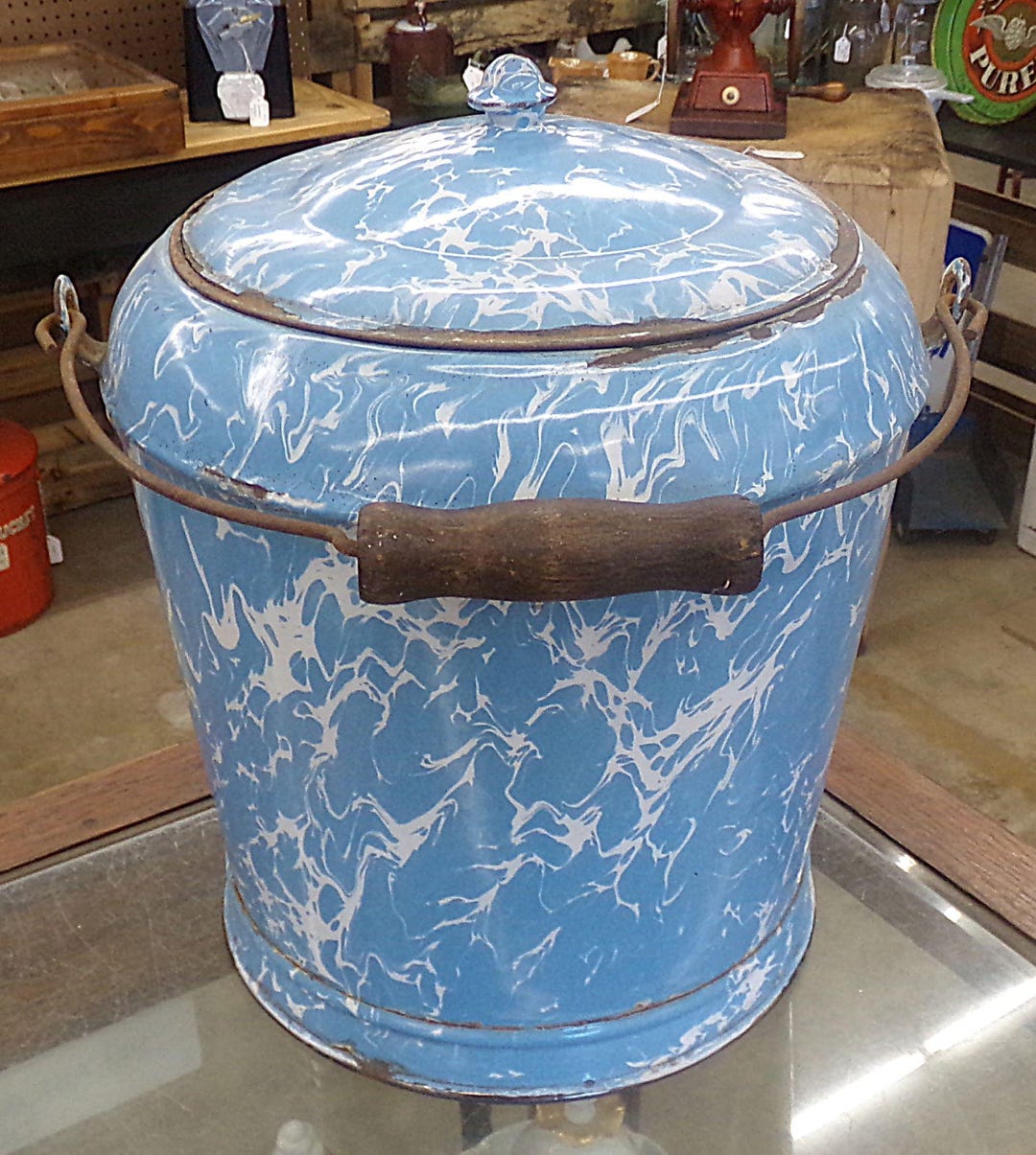 Lg. Blue White Swirl Graniteware Lidded Bucket, Bail Handle Woodden ...