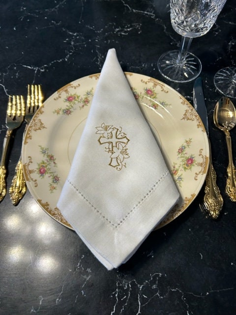 Embroidered Cross Cotton Napkin: Religious Dinner Decor - Etsy