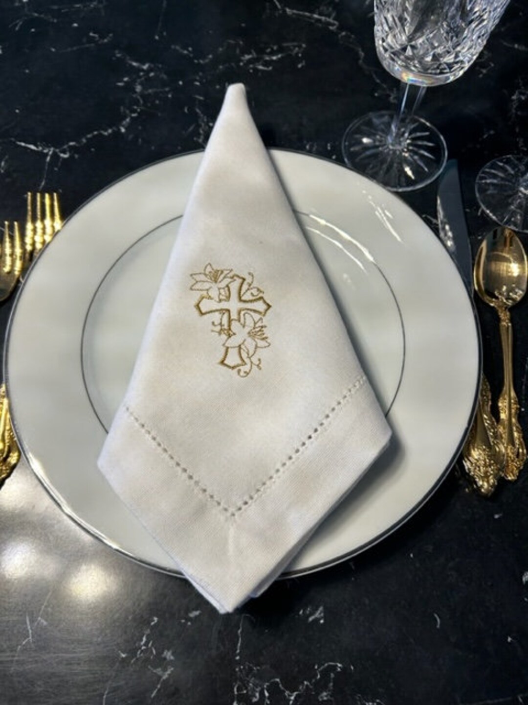 Embroidered Cross Cotton Napkin: Religious Dinner Decor - Etsy