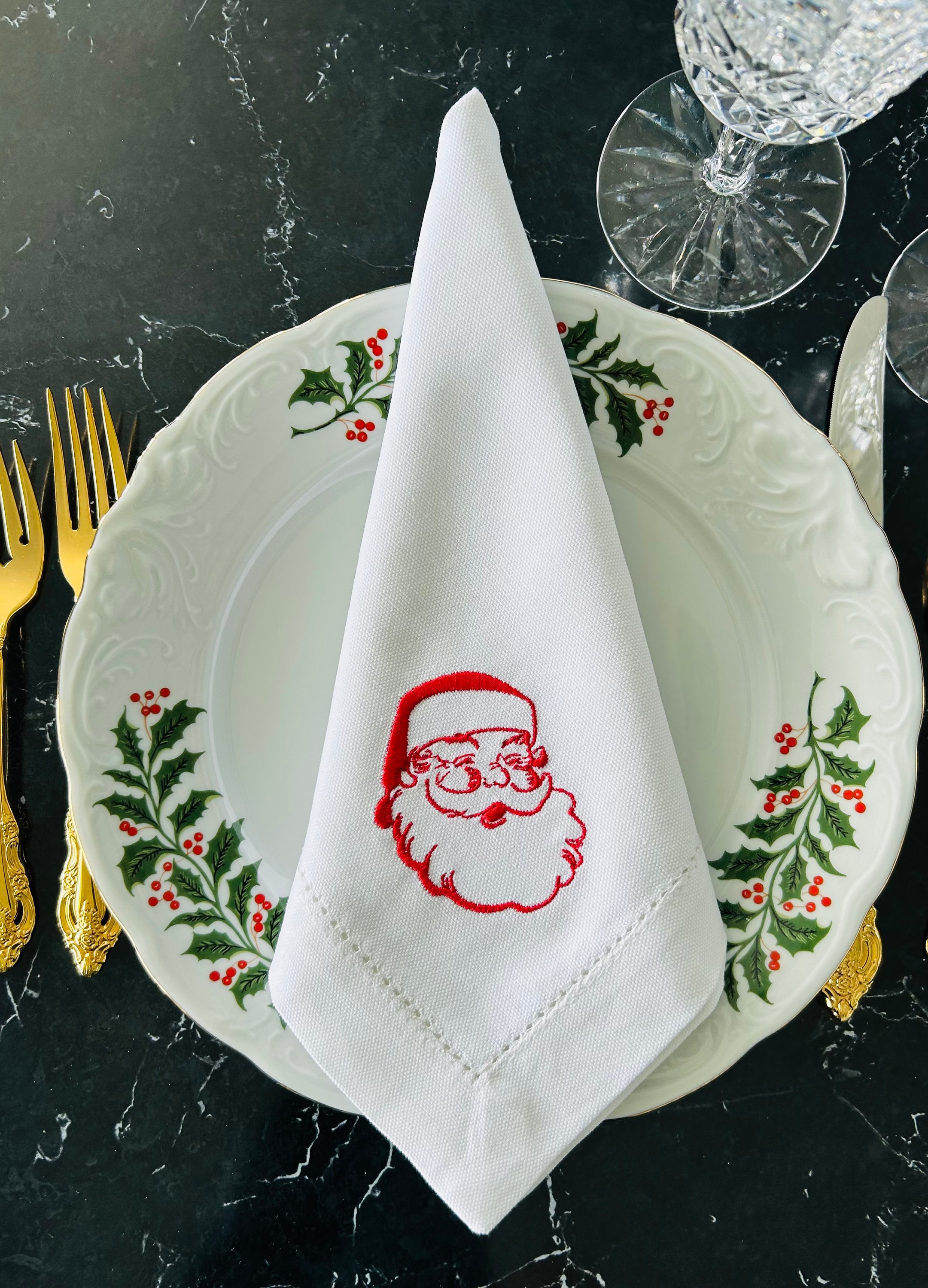 Santa Embroidered Dinner Napkin/christmas Linen Napkin/embroidery ...