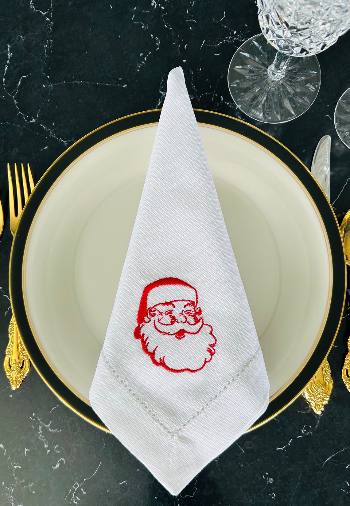 Santa Embroidered Dinner Napkin/christmas Linen - Etsy