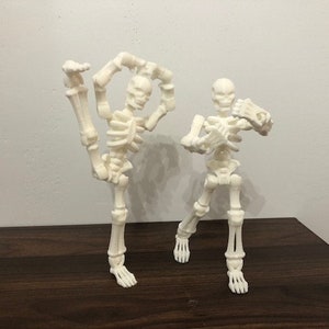 3D Printed Posable Articulating Skeleton for Halloween FREE - Etsy