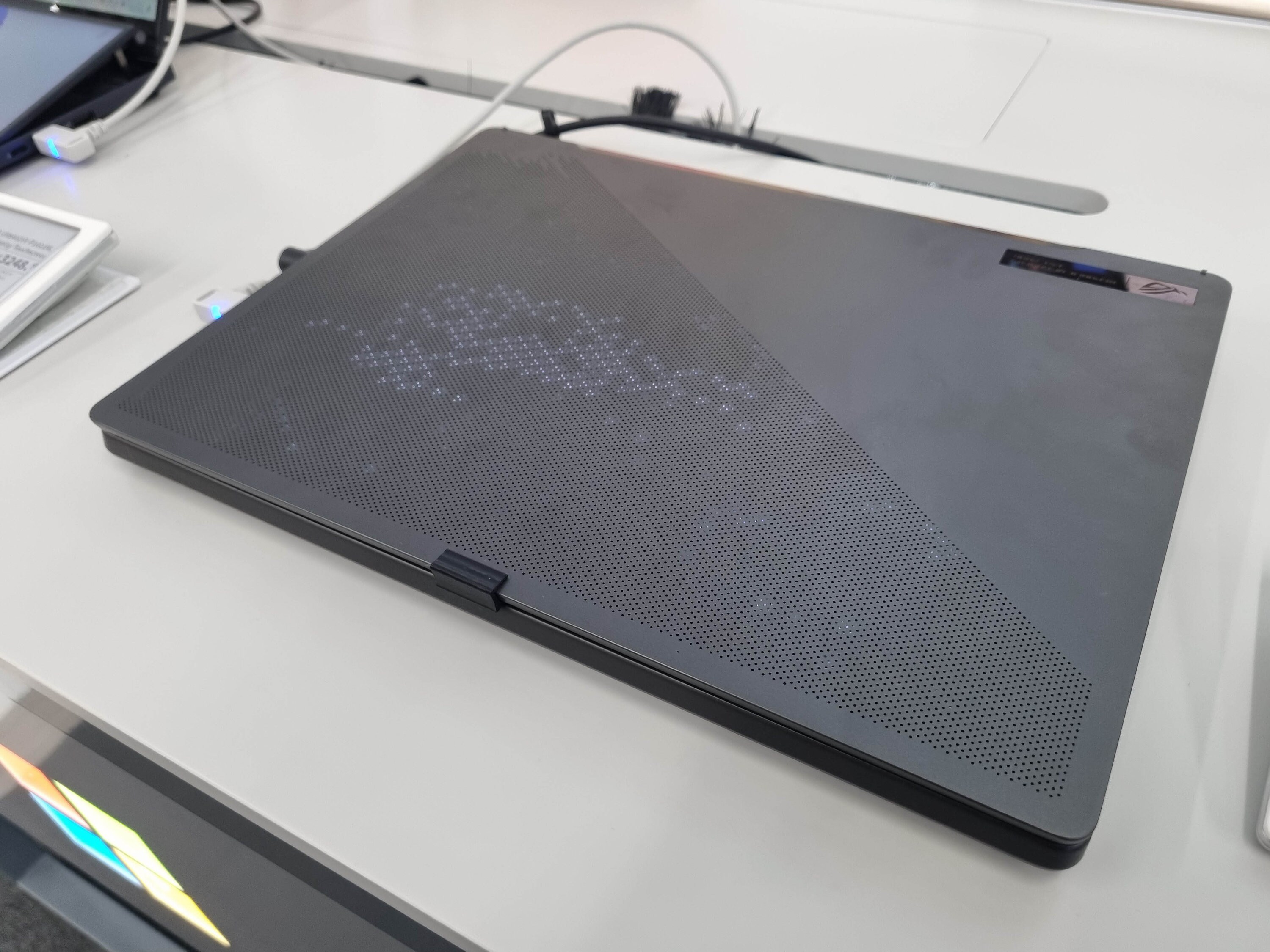 Asus ROG Zephyrus G14 GA402RJ CAMERA COVER - No Glue, Just Plug and ...