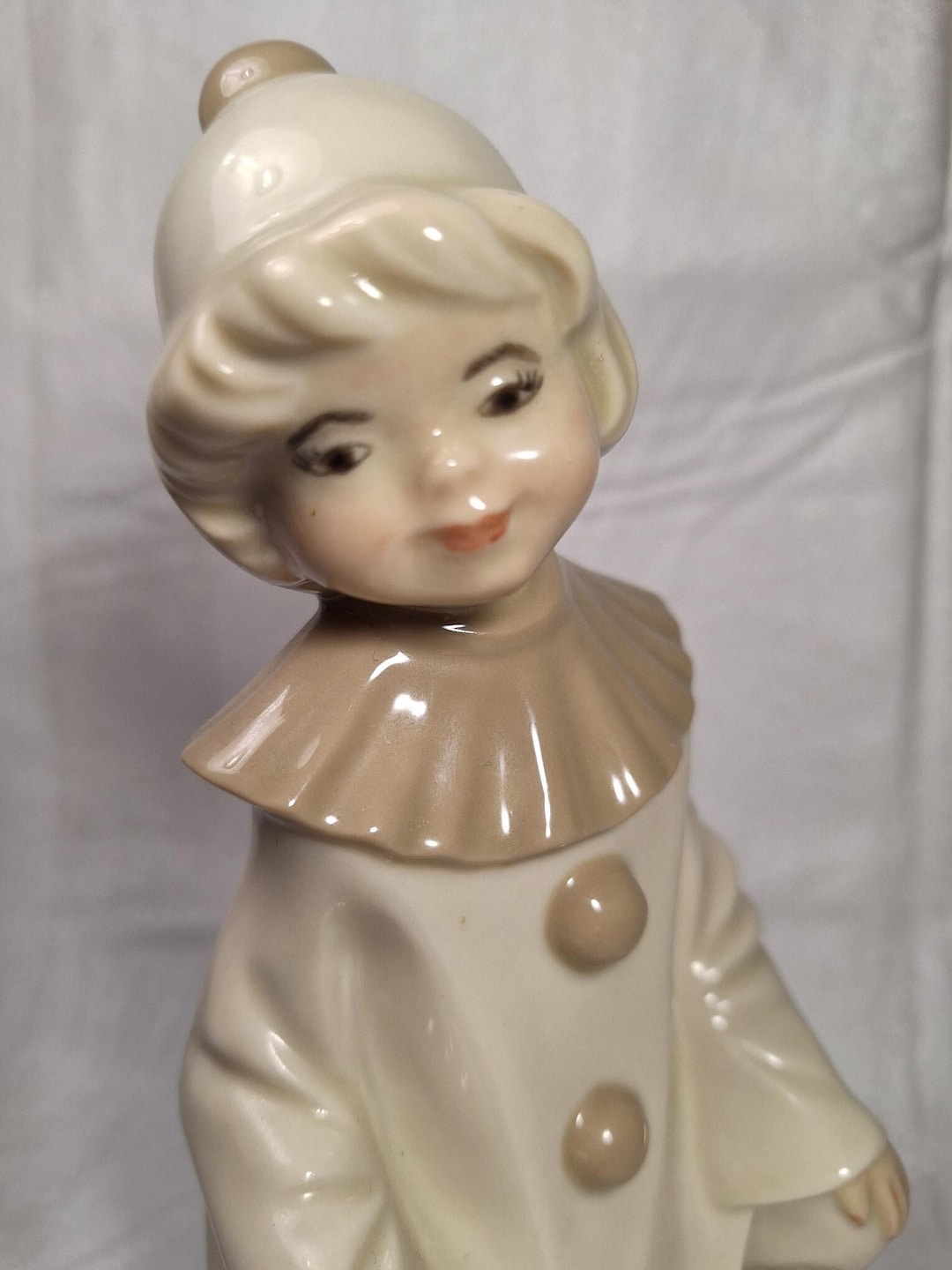 Vintage Byron Molds 1980 Plaster Clown Figurine Sitting on a Drum Cream ...