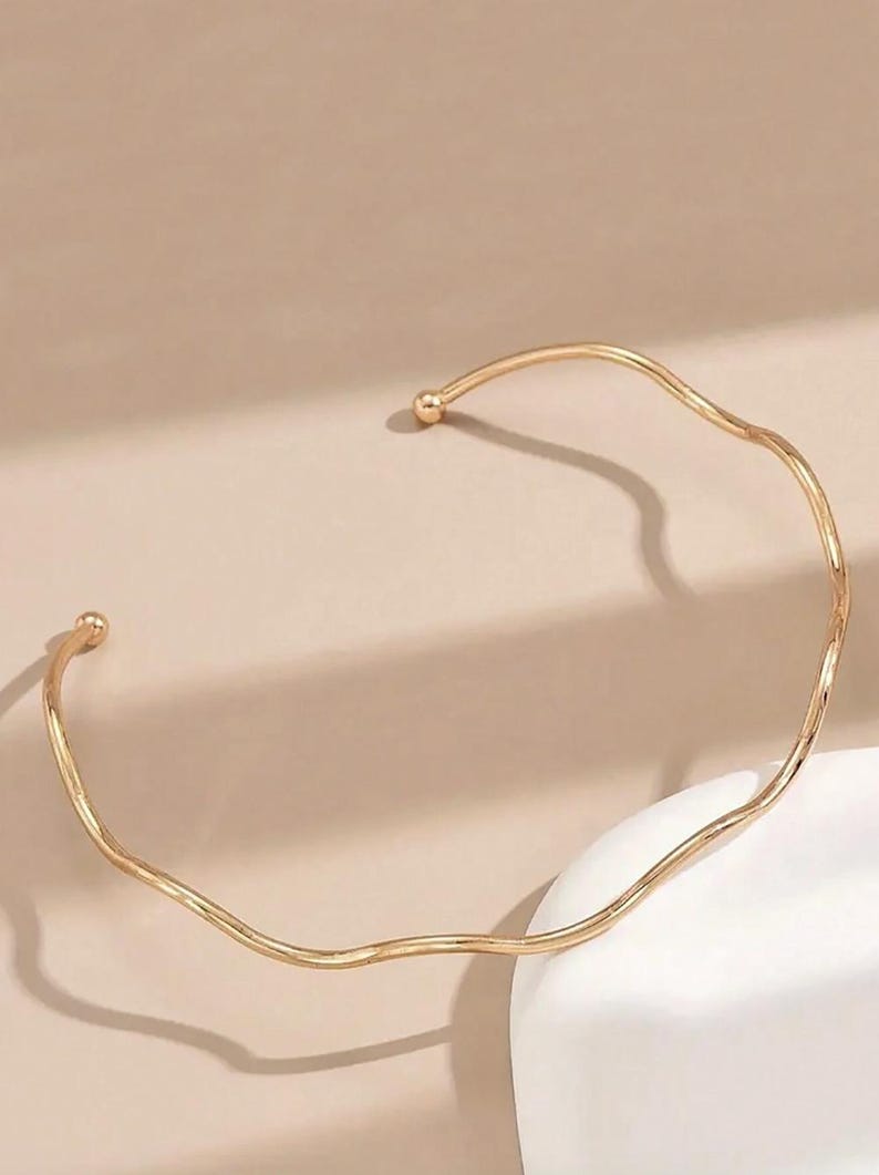 Minimalist Wavy Choker Necklace, Dainty Gold or Silver Collar ...