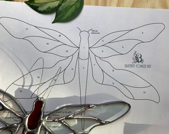 Stained Glass Pattern, Sun Catcher Pattern, Glass Projects, Beginner ...