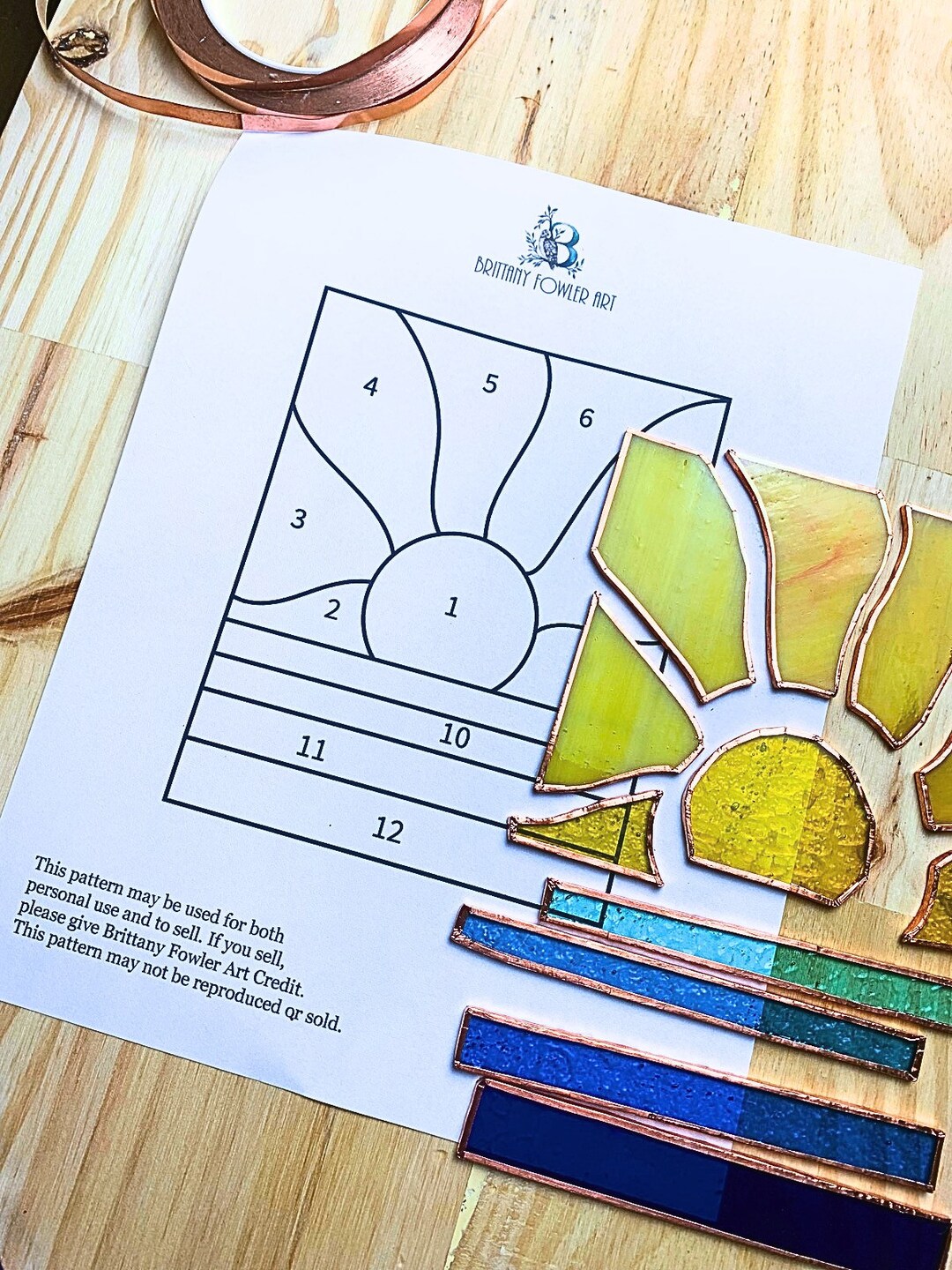 Stained Glass Pattern, Sun Catcher Pattern, Glass Projects, Beginner ...