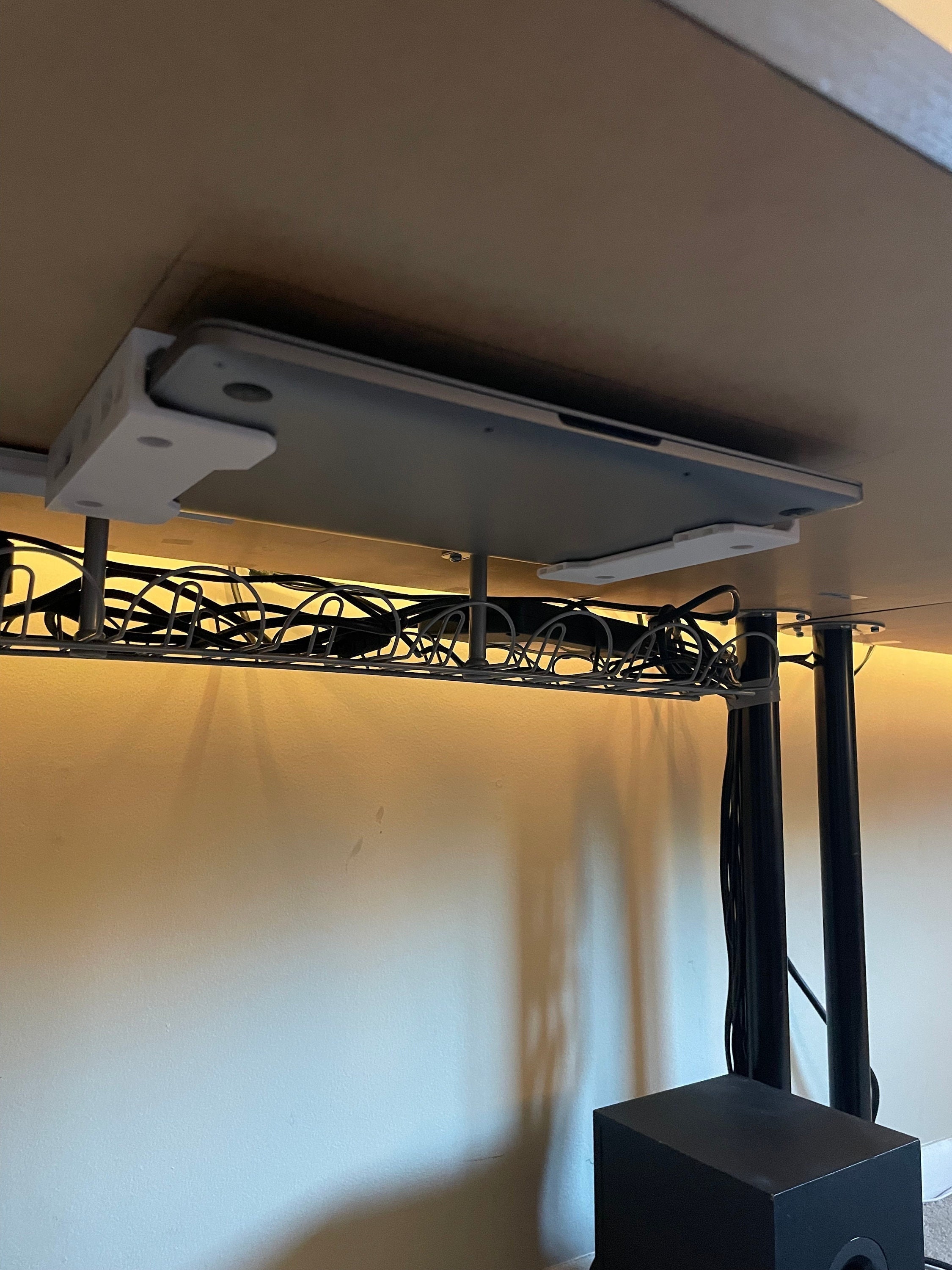 Under the Desk MacBook Pro/air Mount - Etsy