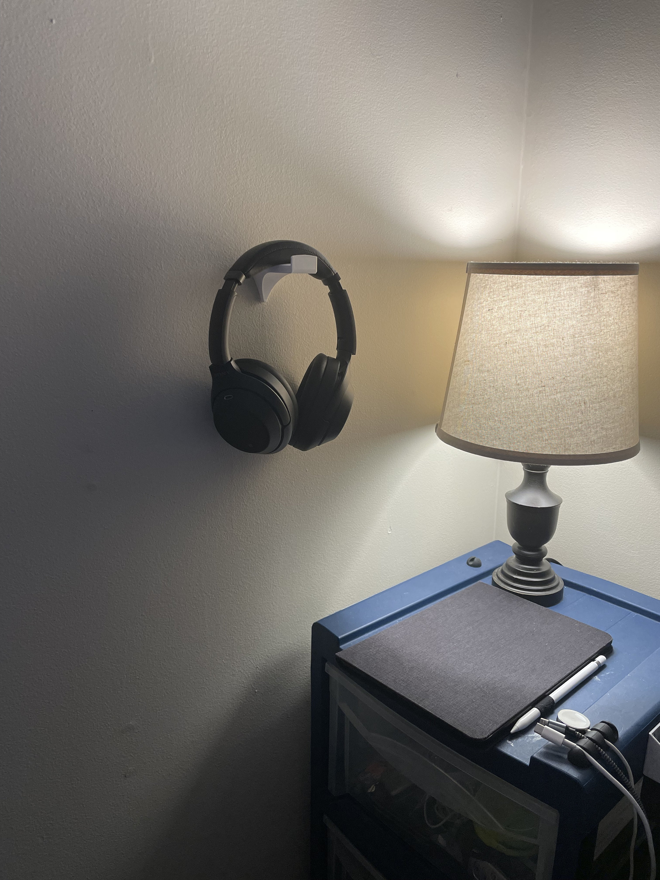 Headphone Wall Hanger - Etsy