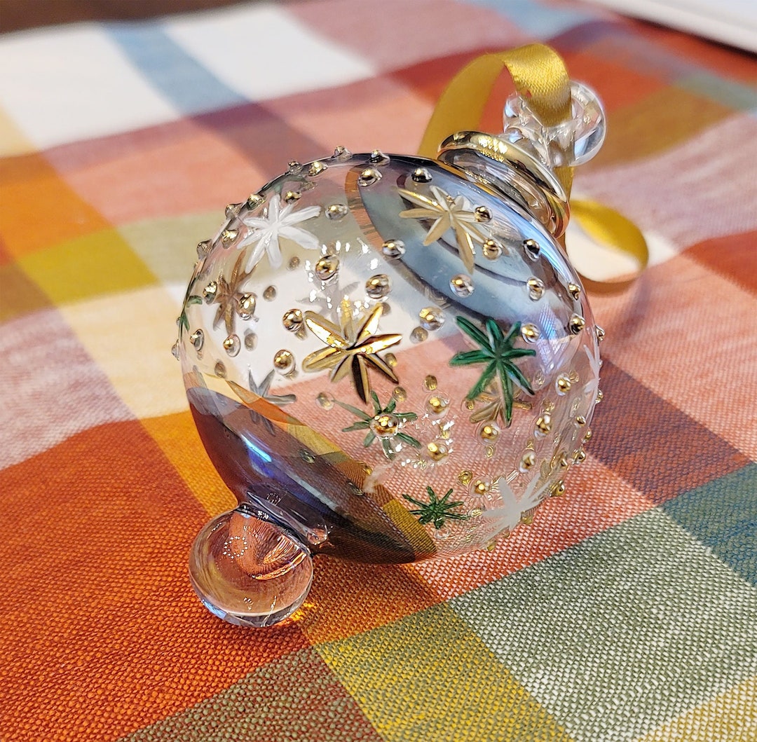 Small Crystal Clear Ball Ornament W/ Hand Painted Green White Gold Star ...