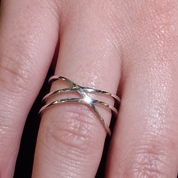 Criss Cross Ring - Etsy