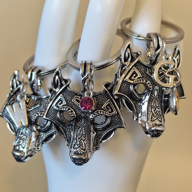 Key Chain Wolf - Etsy