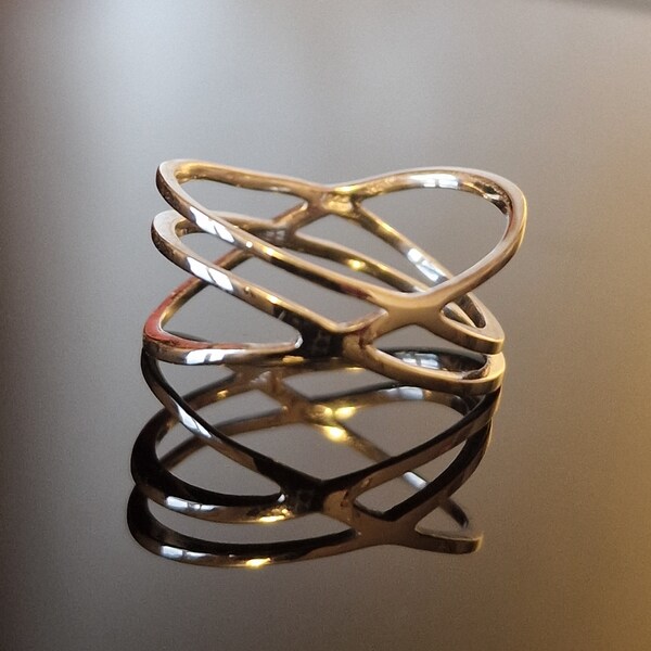 Crossover Ring - Etsy