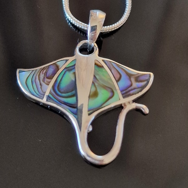 Stingray Necklace - Etsy