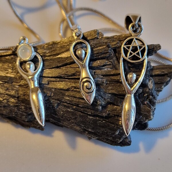 Goddess Pendant - Etsy