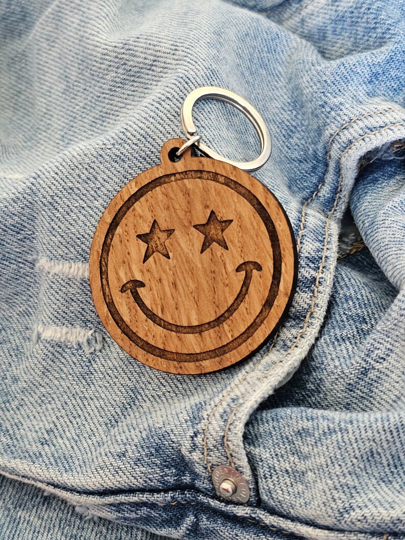 Smiley Face Keychain / Back to School / Cute Happy Face Keyring /wooden ...