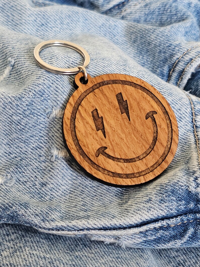 Smiley Face Keychain / Back to School / Cute Happy Face Keyring /wooden ...