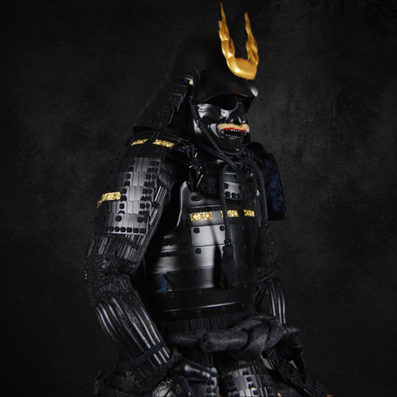Fully Functional and Wearable Black Samurai Armor With Display Box and ...