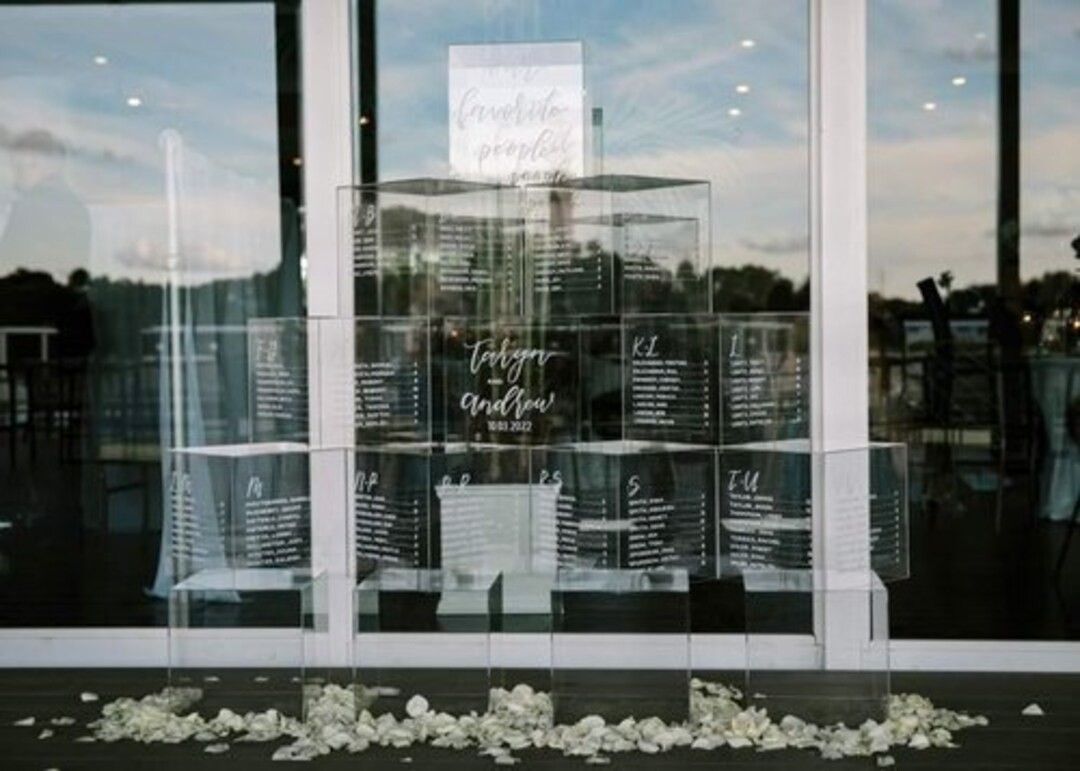 Acrylic Cube Seating Chart Display for Delivery to South Florida Area ...