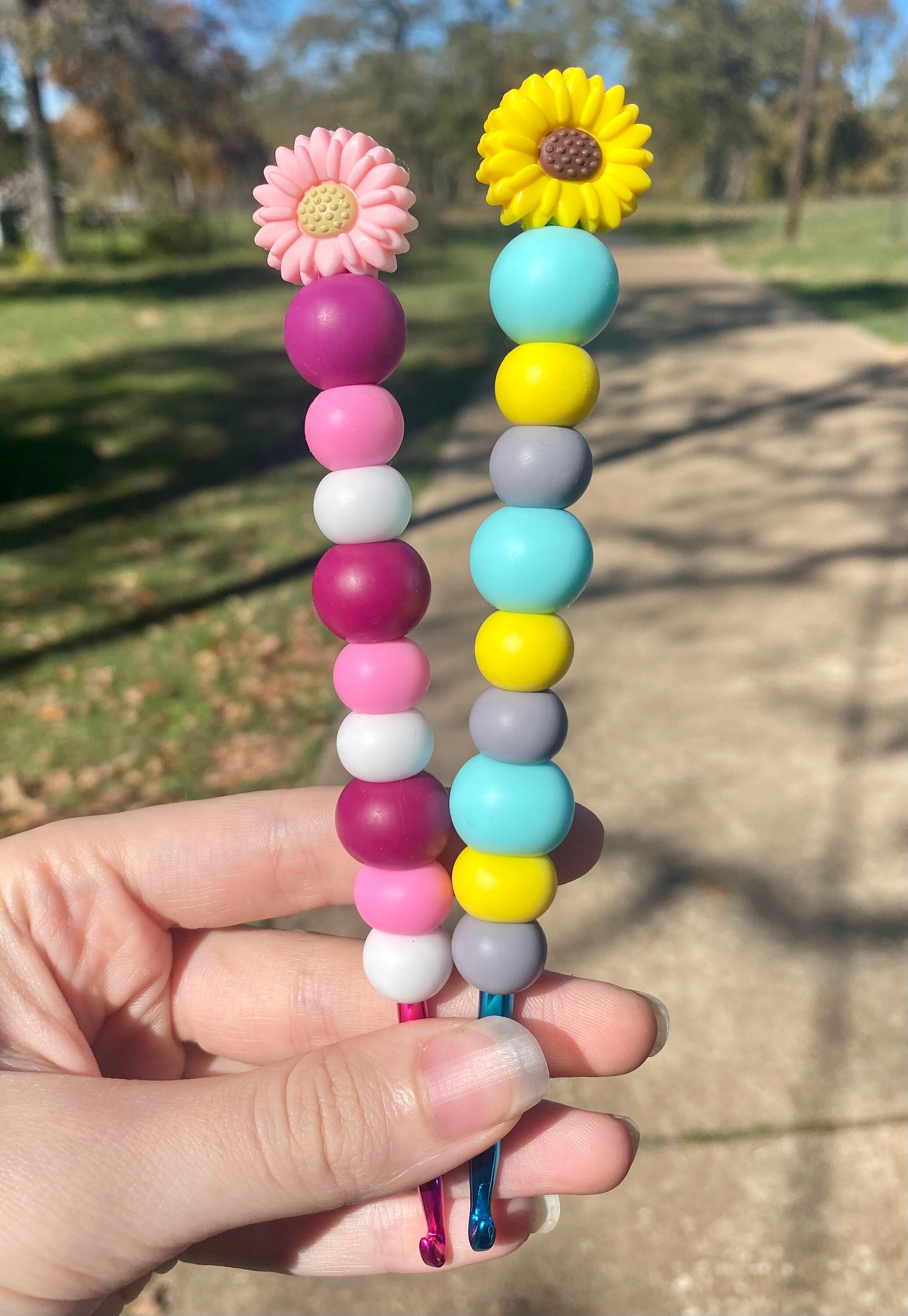 Silicone Beaded Crochet Hook Size H/5.0mm Ergonomic and - Etsy