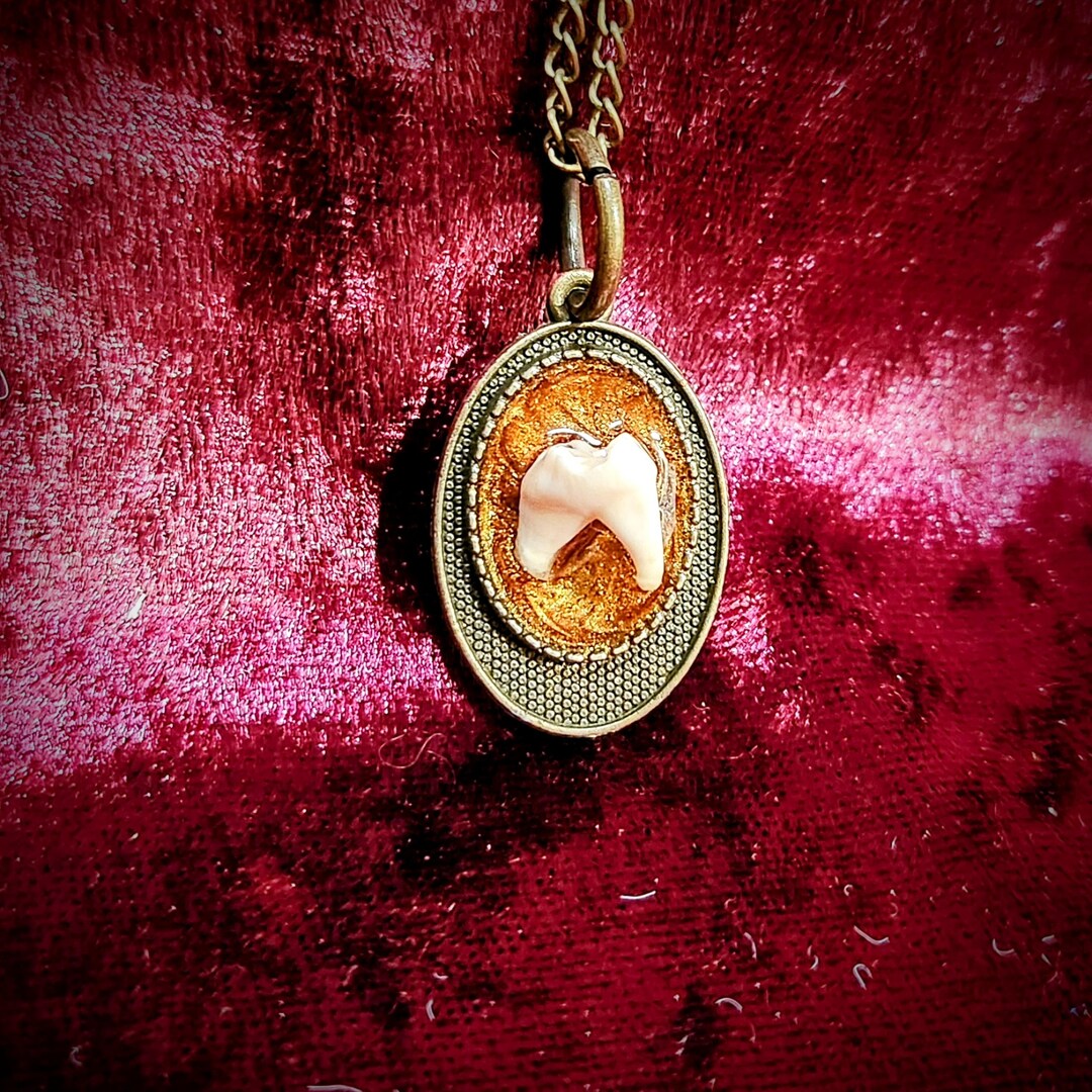 Fox Molar Tooth Pendant Necklace Handmade - Etsy