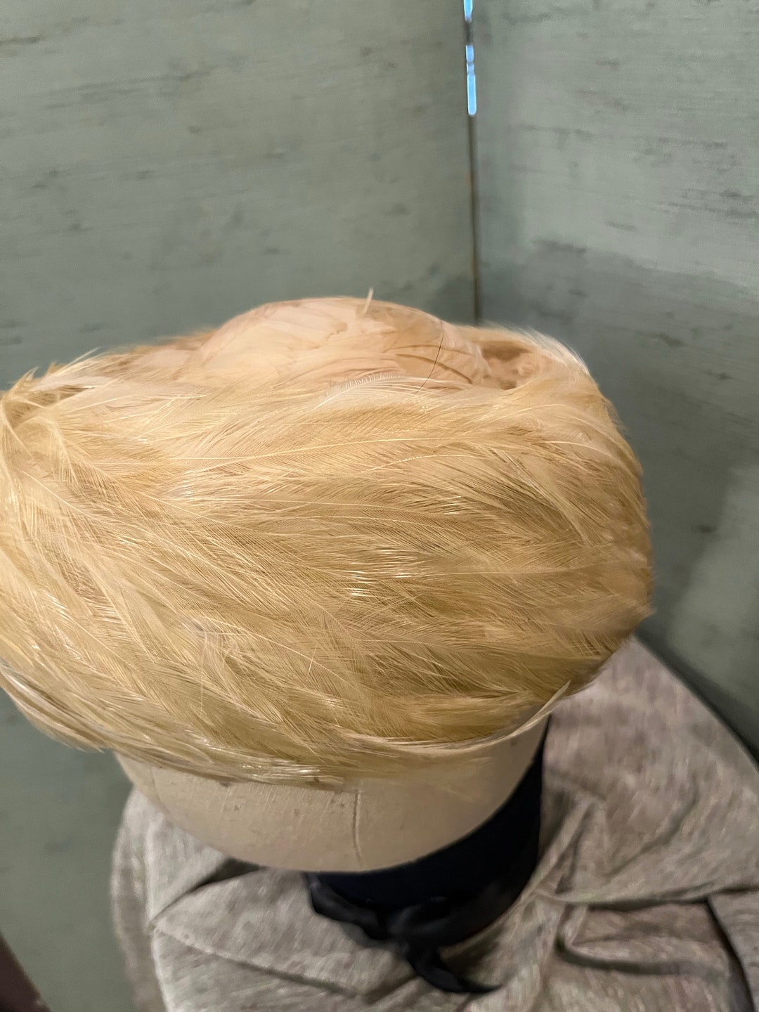 1970 Beige Aigrette Feathered Pillbox/dome Hat - Etsy