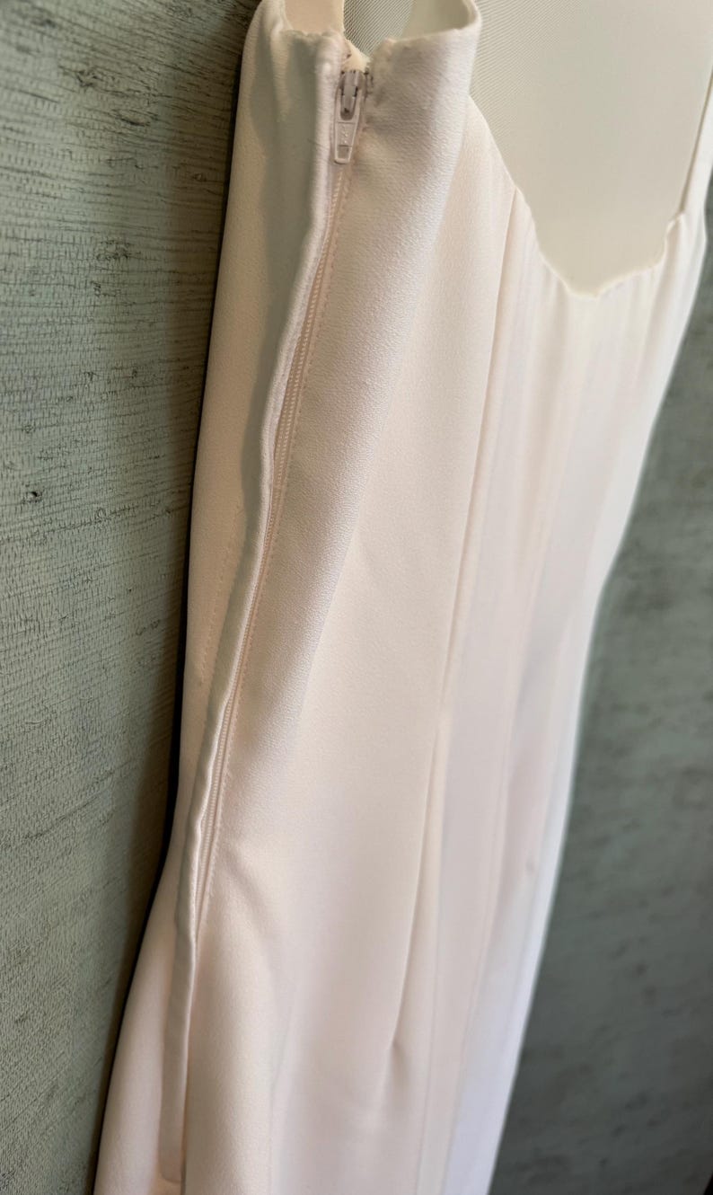 70’s Lady Eleanor Label, Wedding Gown, Hourglass Silhouette - Etsy