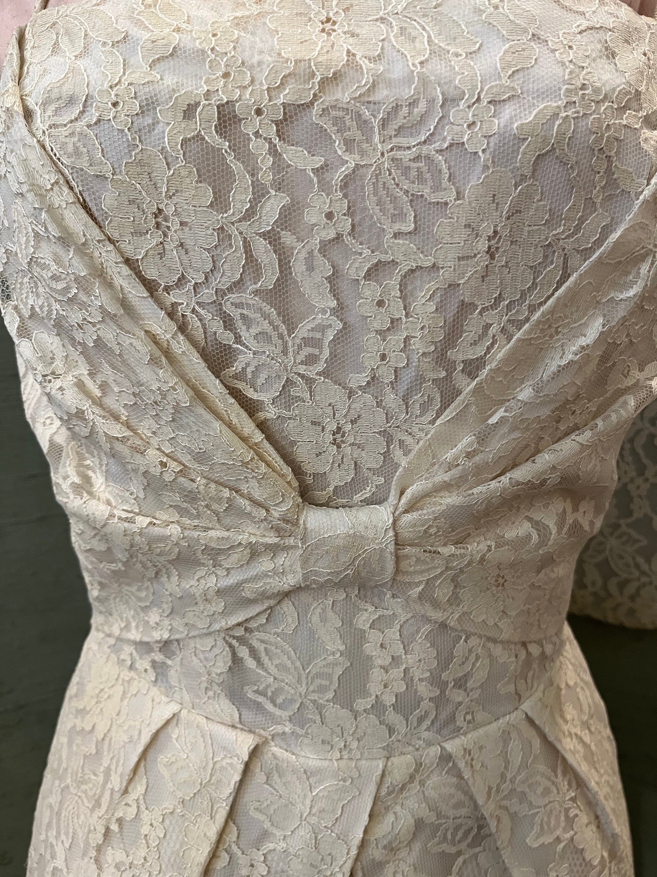 1960 Dress/shawl Combo in White Lace, Cocktail Dress or Bride - Etsy