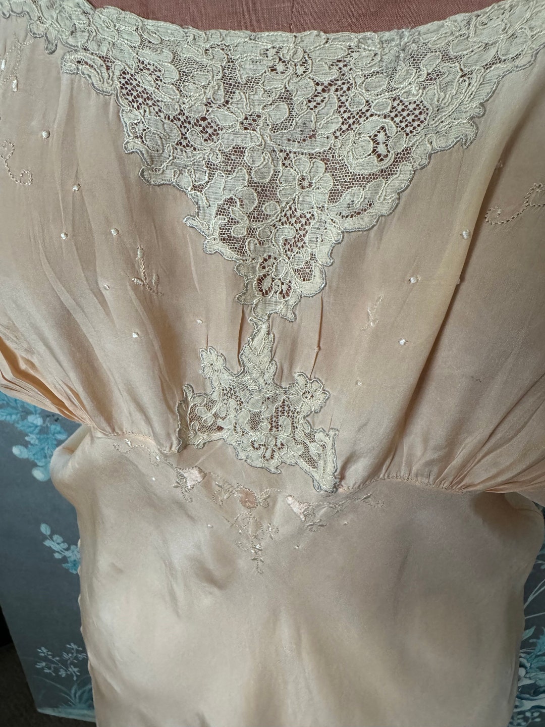 30’s Negligee, Peach Silk and Oatmeal Colored Lace With Appliqué and ...
