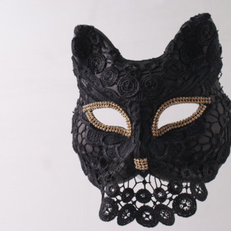Ball Mask - Etsy