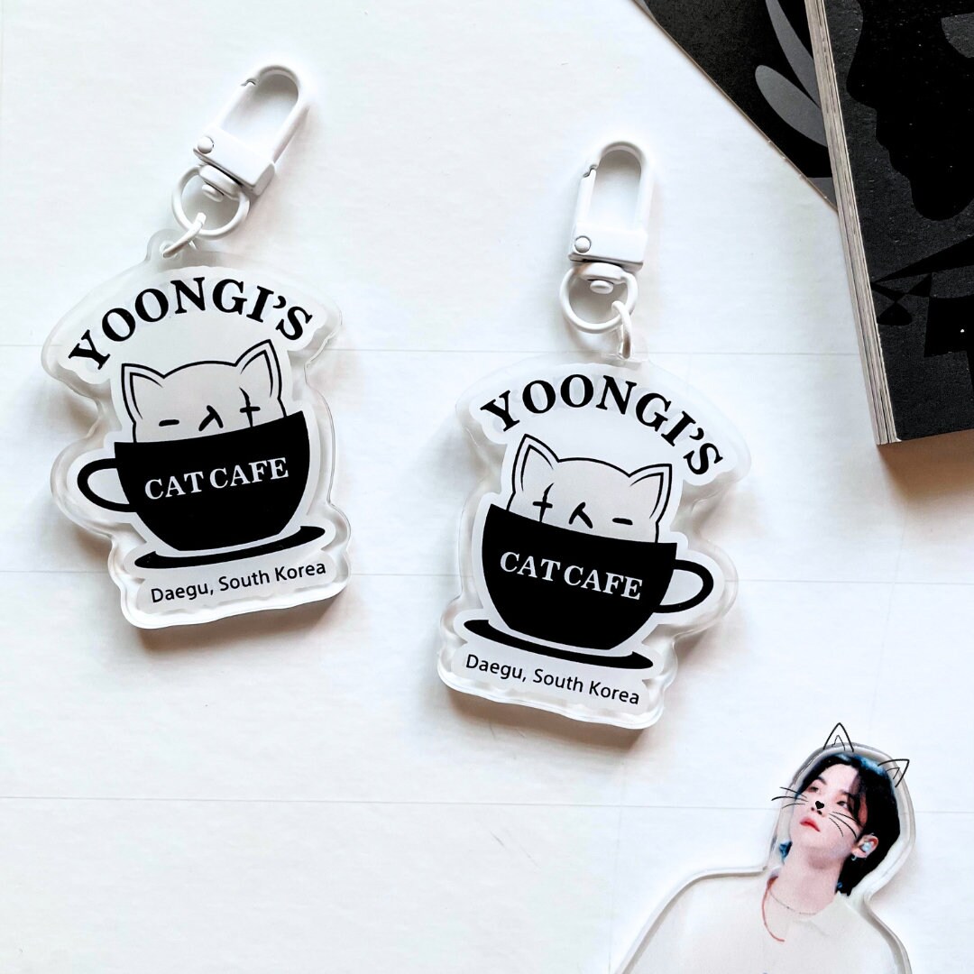 Yoongi’s Cat Cafe Keychain - Etsy