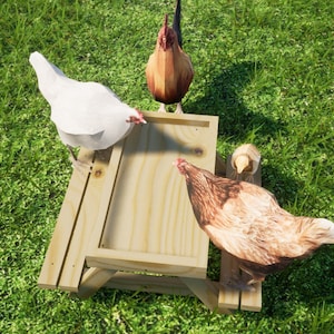 Chicknic Table Plans 16x17 in - DIY Chicken Picnic Table PDF Download ...