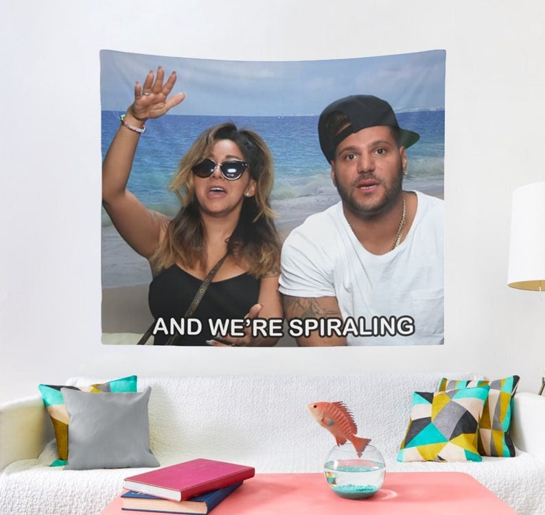 Family Snooki and Jwoww Tapestry College Room & Hostel Dorm - Etsy Canada