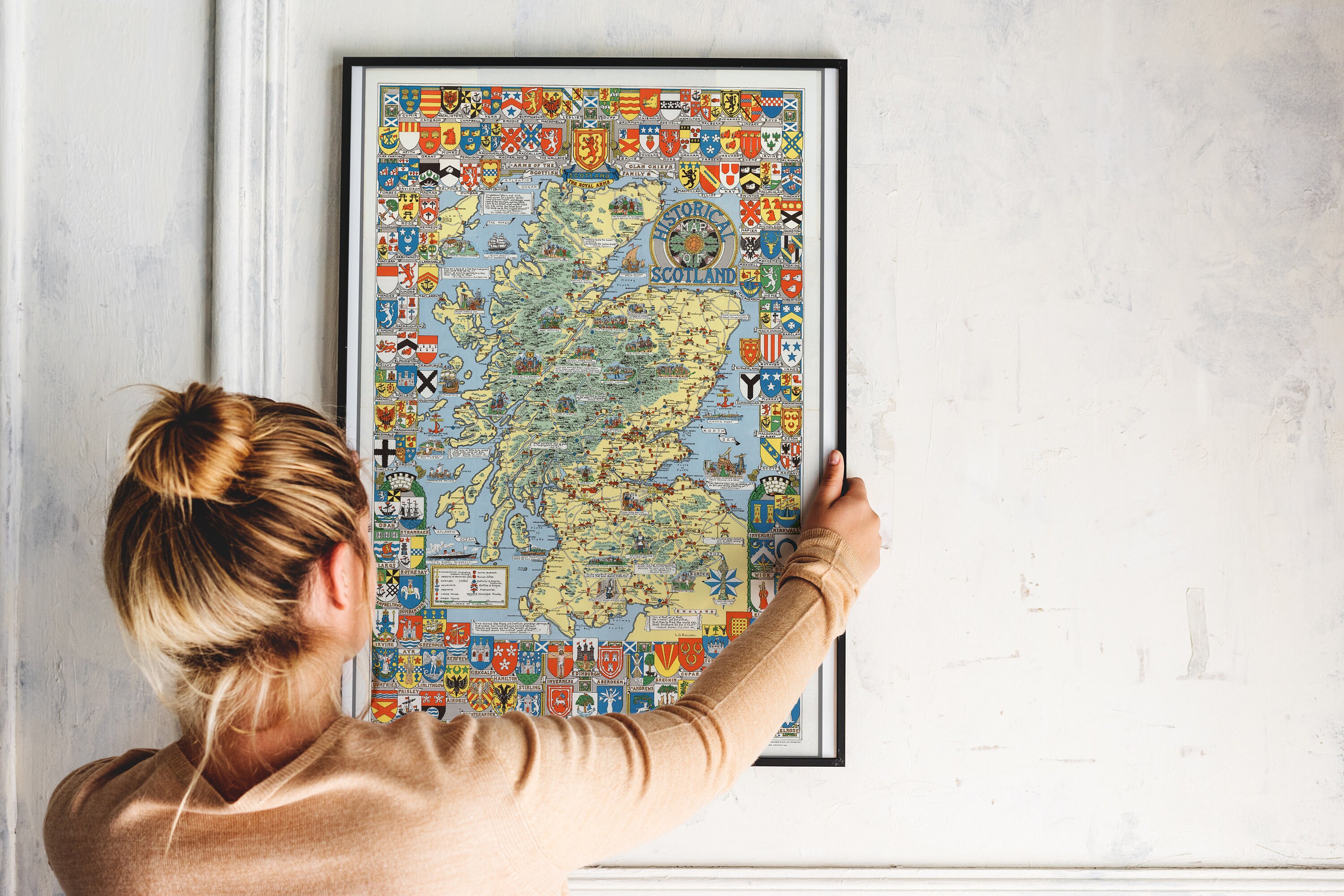 Vintage Scotland Map, Clans of Scotland, Coats of Arms, Historic ...