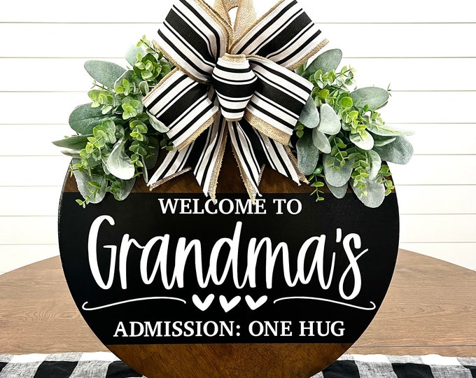 Welcome to Grandma's House | Gift for Grandma | Grandma Door Hanger ...