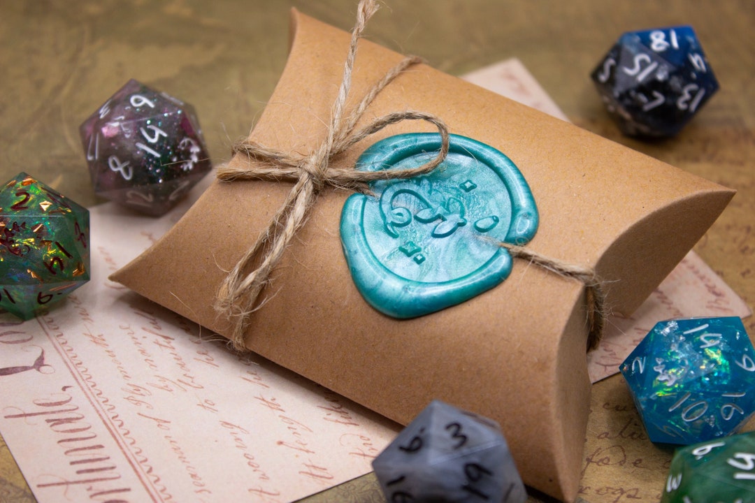 Lost Relic • Mystery D20 • Handcrafted Sharp Edge Dice for Dungeons ...