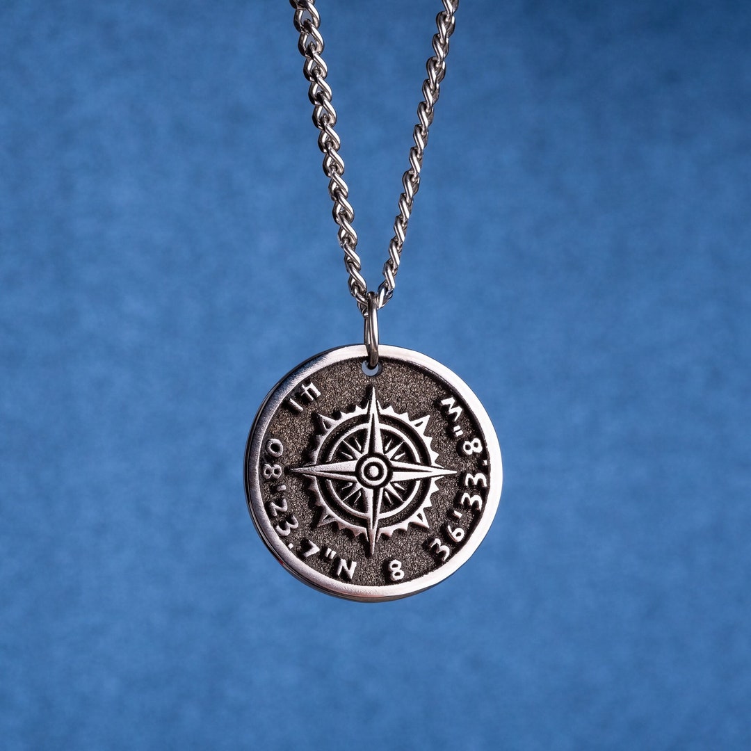 Colgante de brújula personalizado. Personaliza tu collar con tus ...