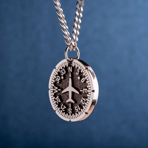 Aircraft Cabin Crew Necklace Flight Attendant Pendant Airplane Heading ...