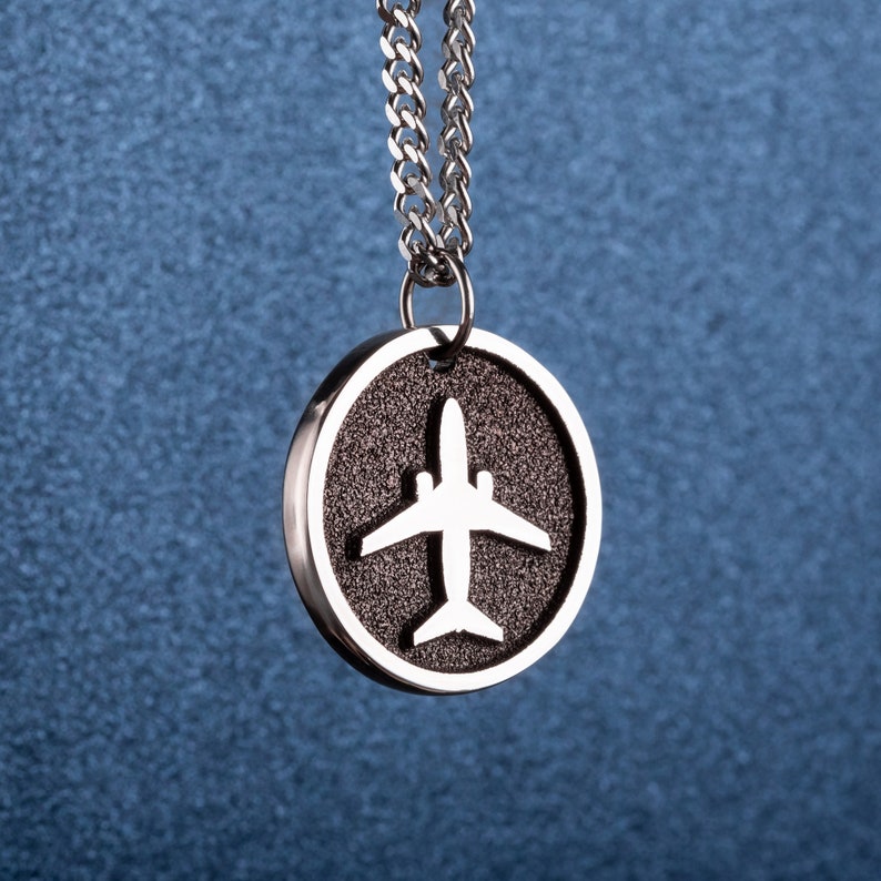 Airplane Cabin Crew Necklace Flight Attendant Pendant Aircraft Necklace ...