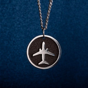 Airplane Cabin Crew Necklace Flight Attendant Pendant Aircraft Necklace ...