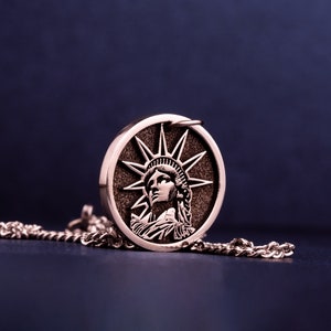 The Statue of Liberty Necklace Lady Liberty Pendant America Dream ...