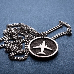 Airplane Cabin Crew Necklace Flight Attendant Pendant Aircraft Necklace ...