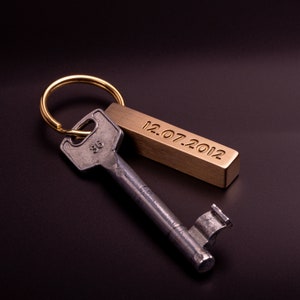 Custom Anniversary Gift Wedding Date Keychain With Date of Acquaintance ...