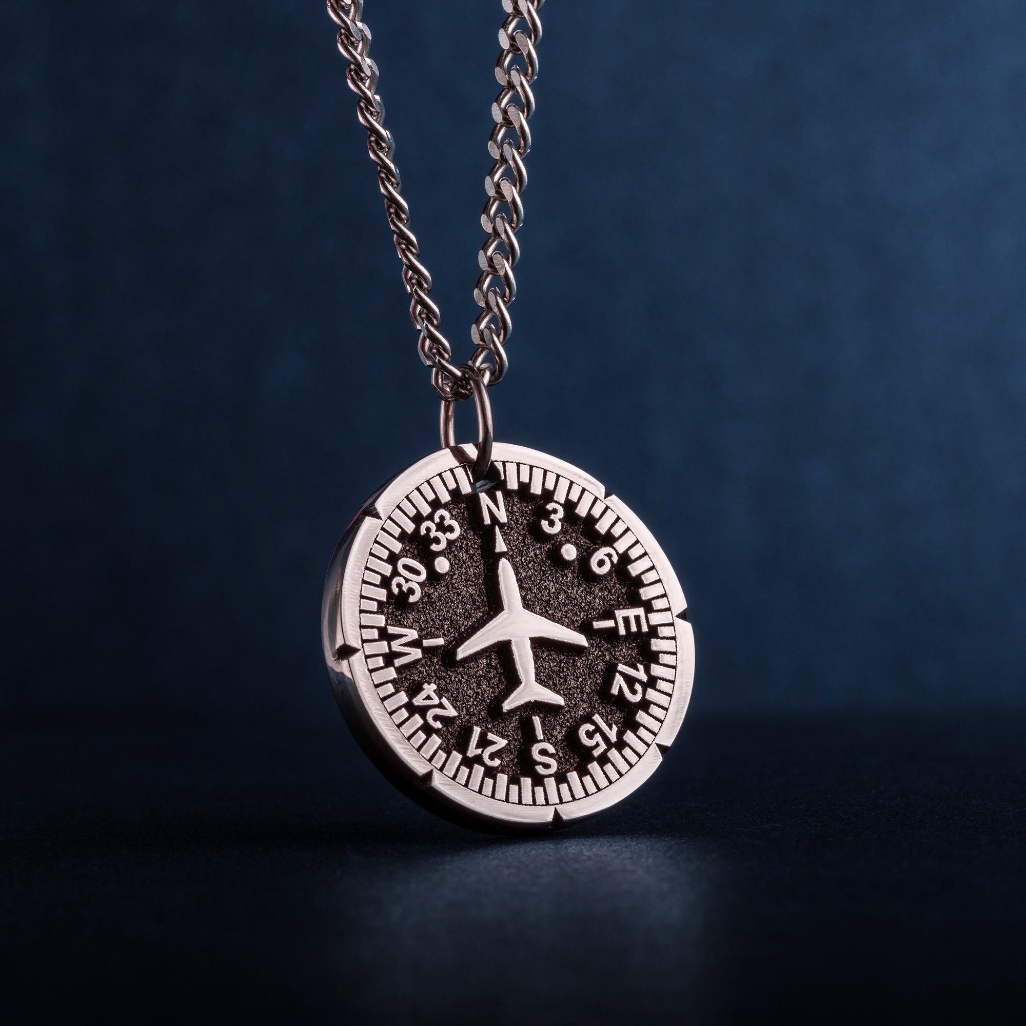 Aircraft Cabin Crew Necklace Flight Attendant Pendant Airplane Heading ...