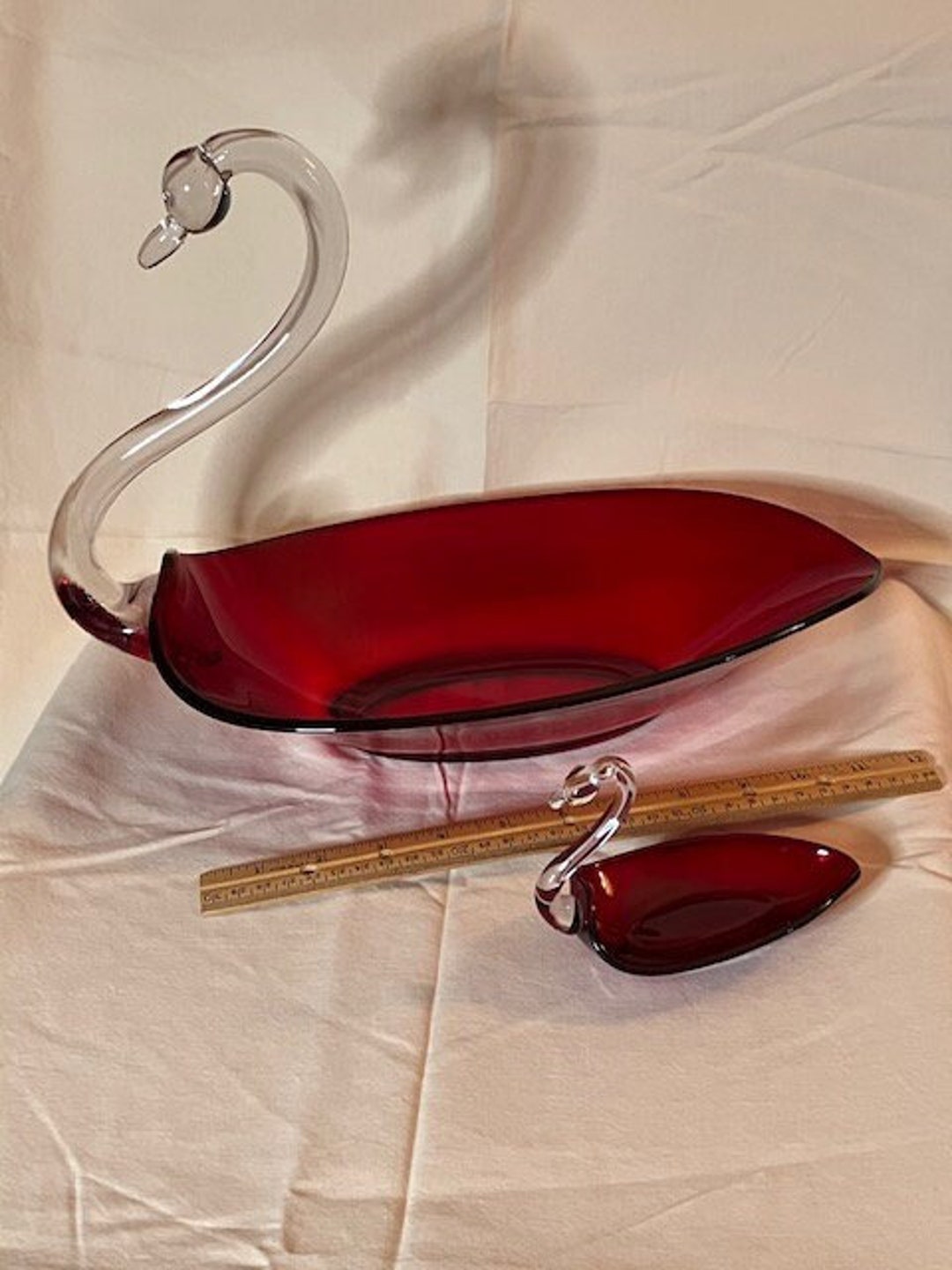 Ruby Red Glass Swans/art Glass Bowls Mother & Child Set - Etsy
