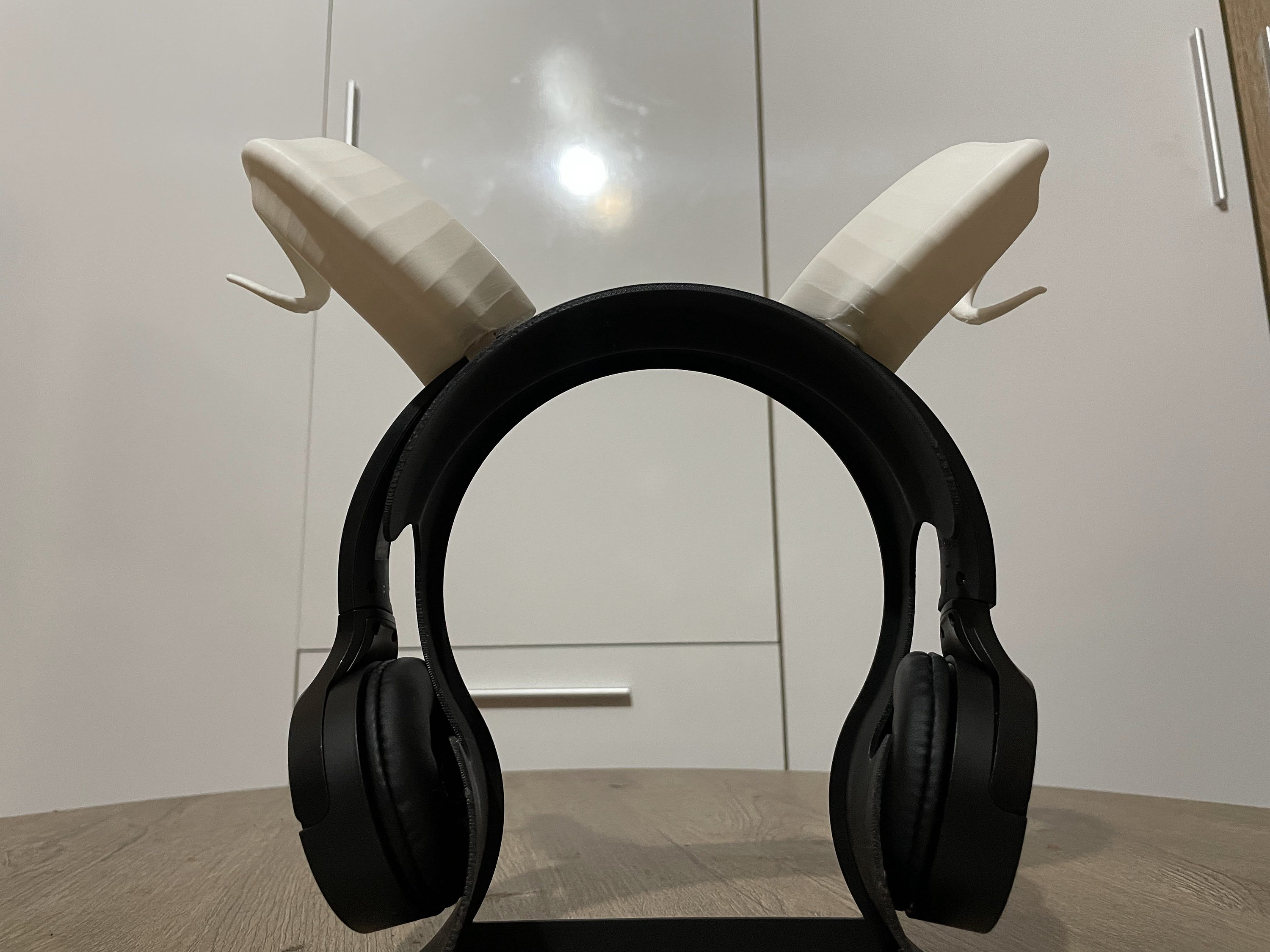 Curved Goat HORN for Headphones Demon Devil Witch Cosplay Devil Horn ...
